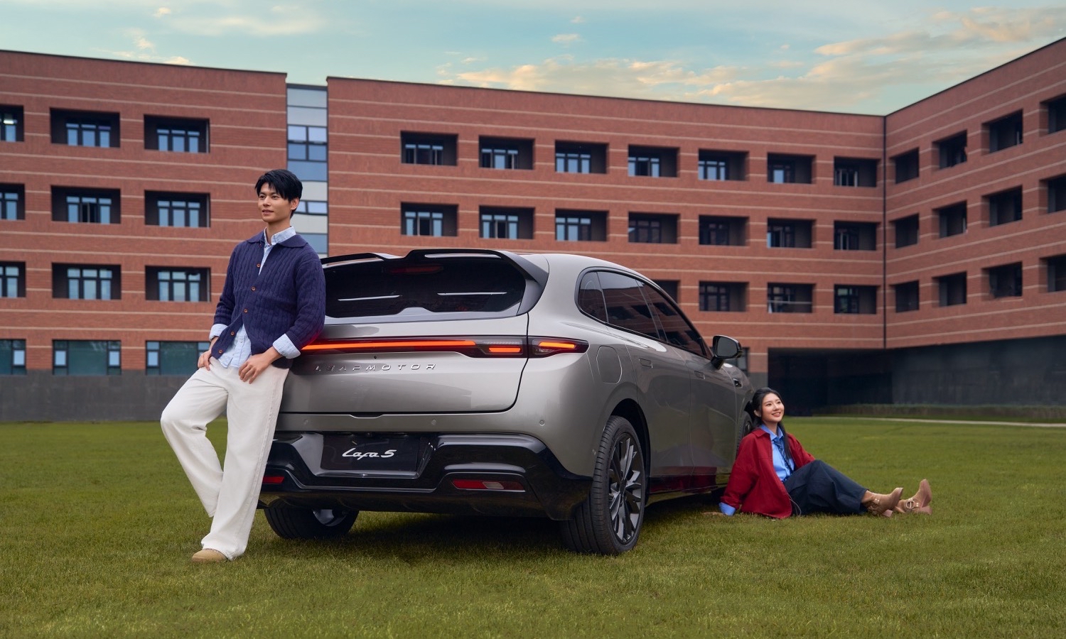 Leapmotor B05: Innenraum, Abmessungen, Mechanik und Ankunft in Europa