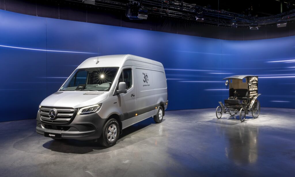 Mercedes-Benz Sprinter gets a makeover: this is what the next ...