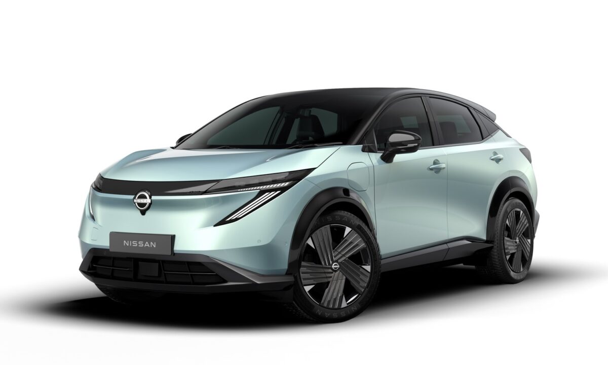 Nissan Ariya 2026: Erste Hinweise zum Redesign und seinen neuen Funktionen
