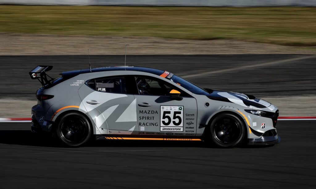 Mazda prueba en competición la captura de carbono móvil…