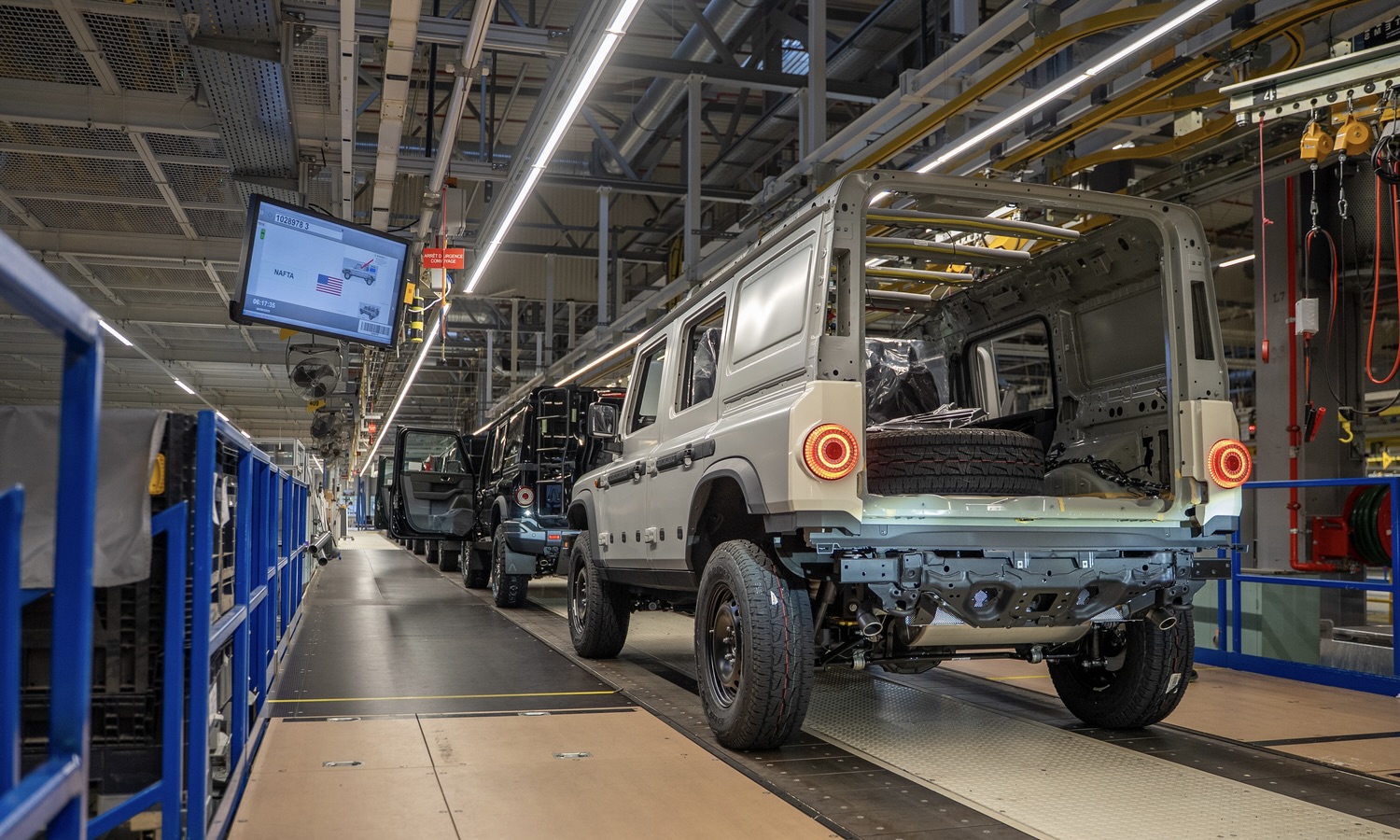 Ineos Grenadier Game Viewer, the safari all-terrain vehicle that ...
