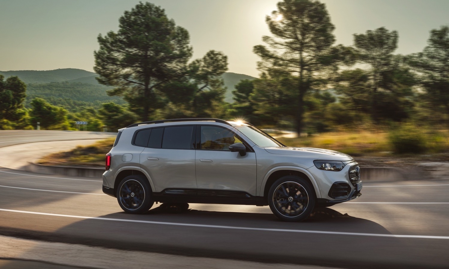 Nuevo Mercedes-Benz GLB: así es el SUV compacto más práctico de Mercedes