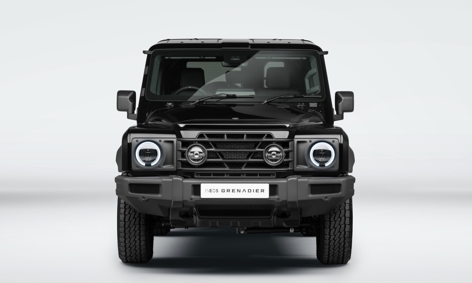 Ineos Grenadier actualiza su 4×4 y lanza la exclusiva Black Edition