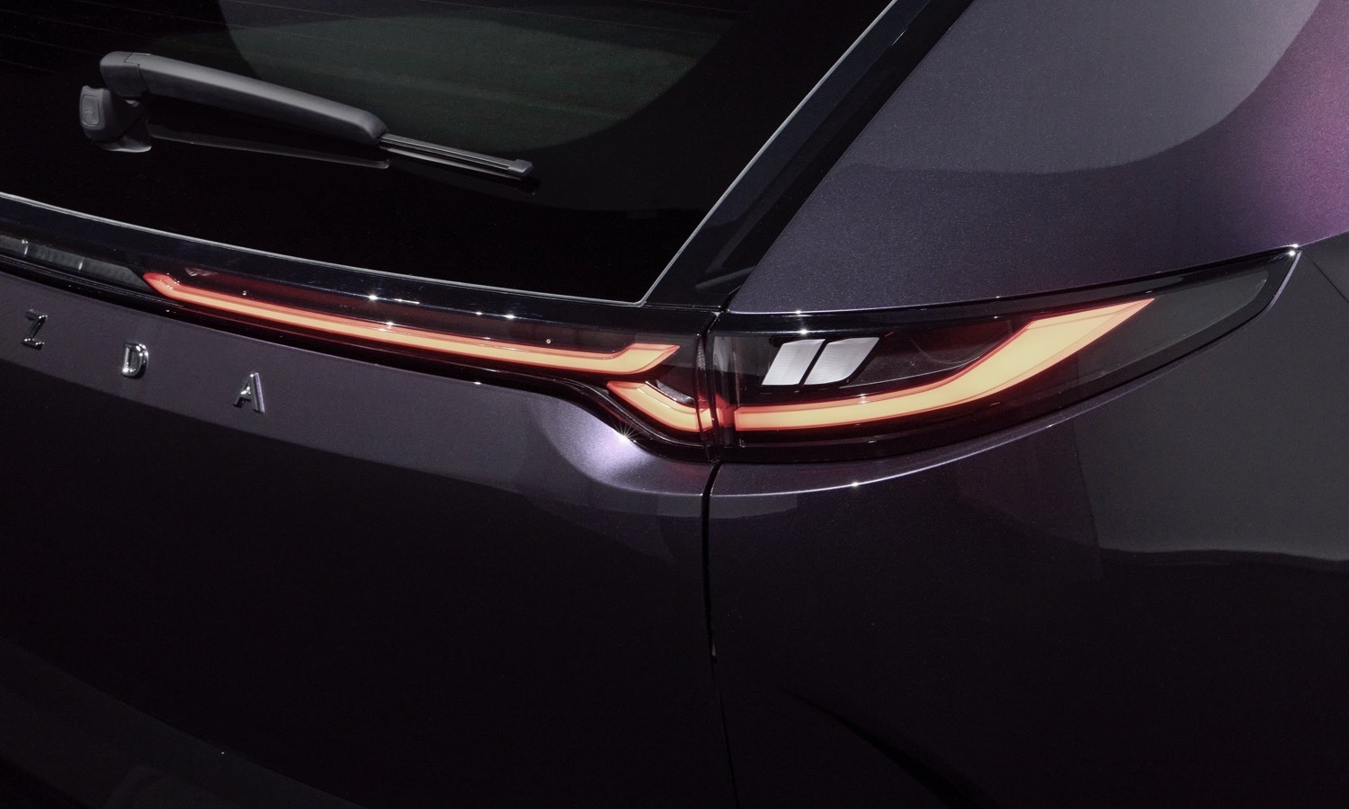 El Mazda CX-6e ya se vende en Europa: así es el nuevo SUV eléctrico