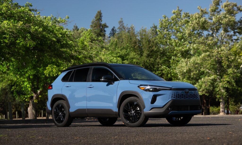 Toyota Corolla Cross HV Hybrid XSE, el SUV compacto electrificado más ...
