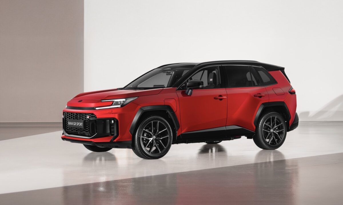 Suzuki Across 2026 : Il s’agit du nouveau SUV hybride rechargeable ...