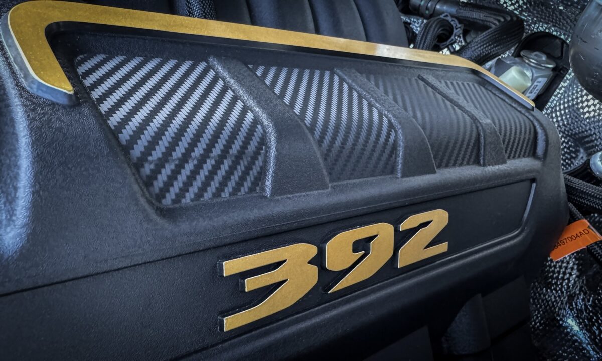„Jeep Wrangler Willys 392“, specialus leidimas su V8 varikliu ir ...