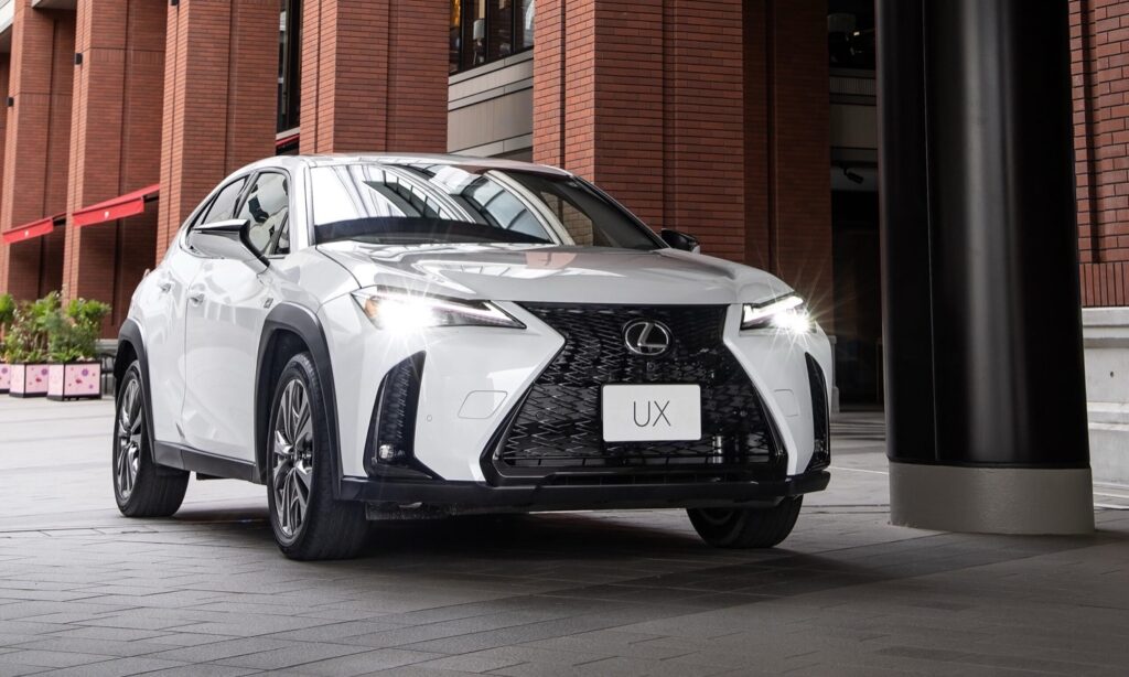 Lexus UX 2026: New range and F Sport Legend trim for Spain