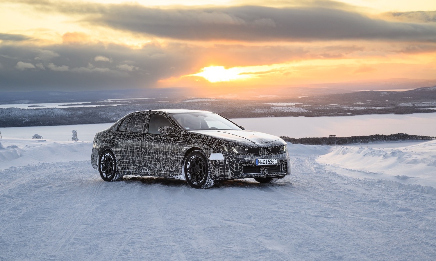 Novi BMW i3 usavršava svoj razvoj tokom zimskih testiranja.